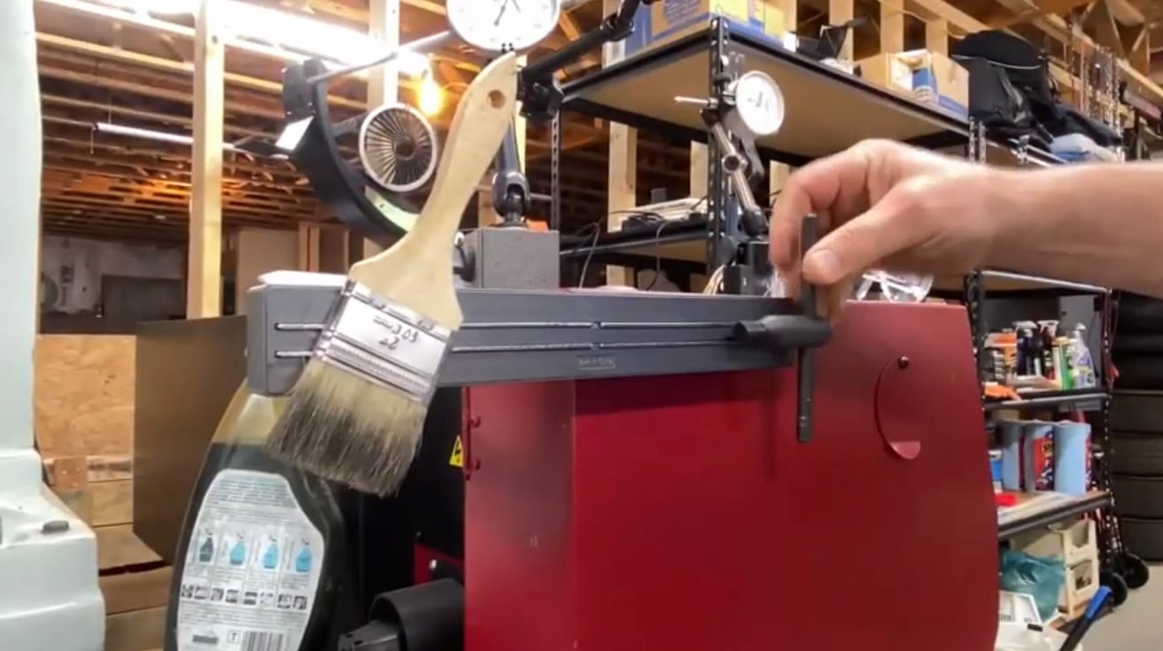 How to control clutter in your machine shop | Travers Tool Co.